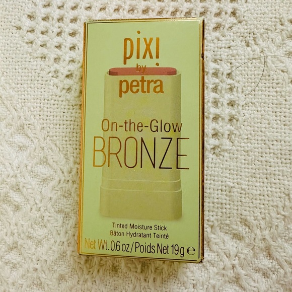 Pixi | Makeup | New Pixi On The Glow Bronzer | Poshmark